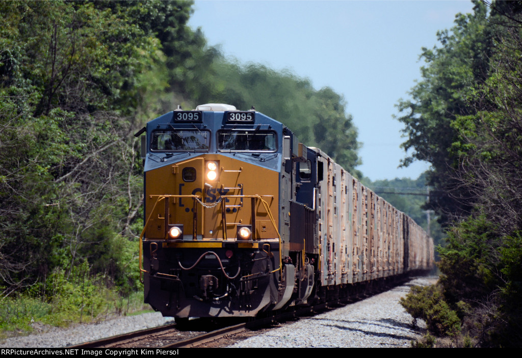 CSX 3095 Q121 Tropicanna Empties